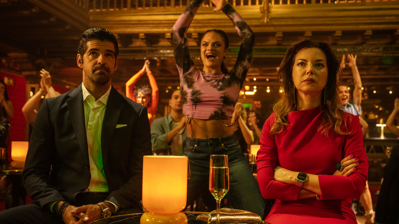 Tras varias complicaciones, llega el gran día del estreno del musical ...